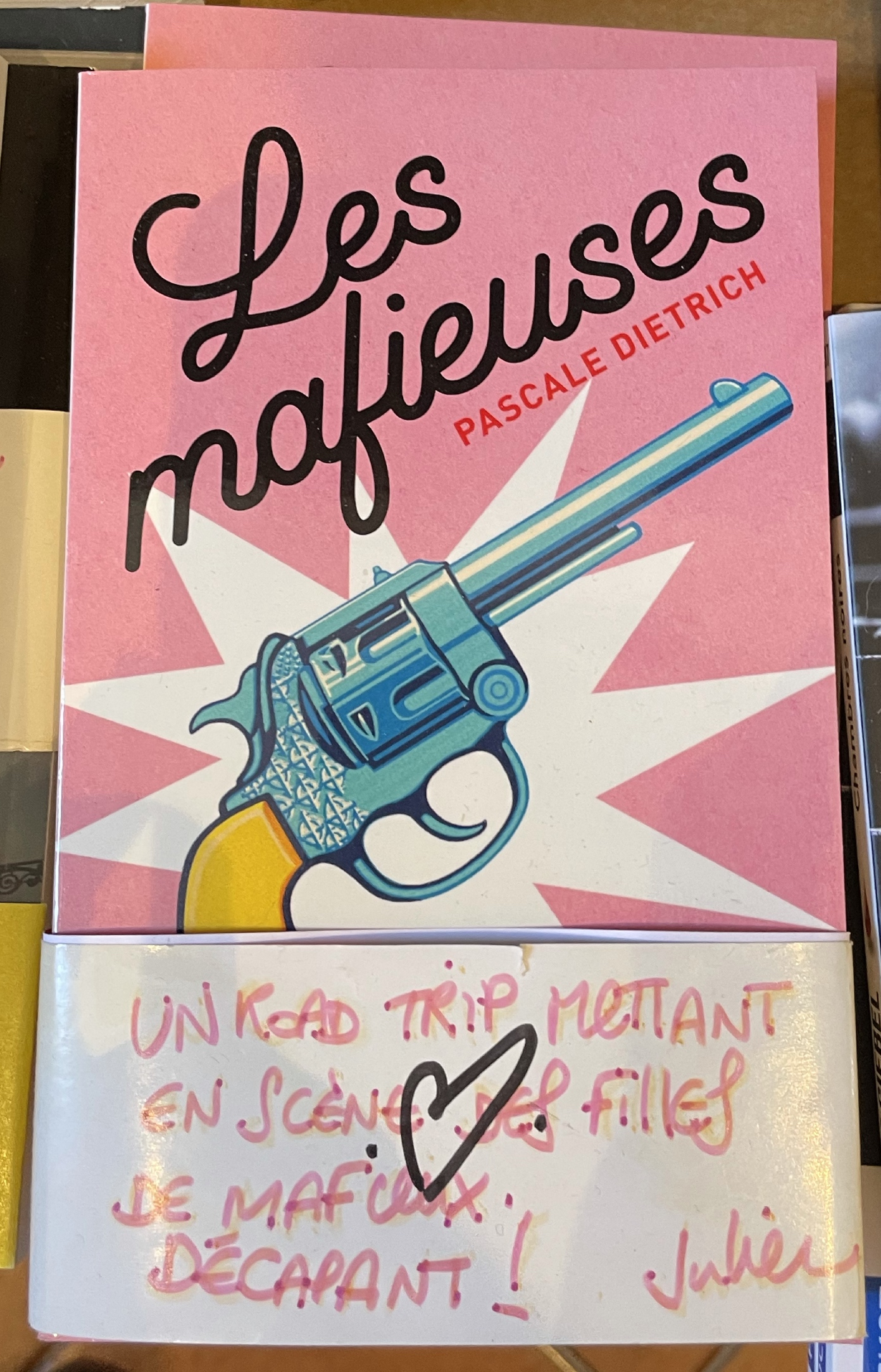 Les Mafieuses Les Petits Mots Des Libraires Les Mafieuses Les Petits Mots Des Libraires